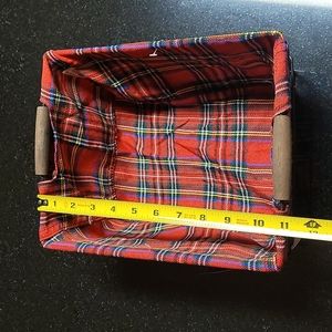 Rae Dunn | Accents | Rae Dunn Lined Metal Basket Set | Poshmark